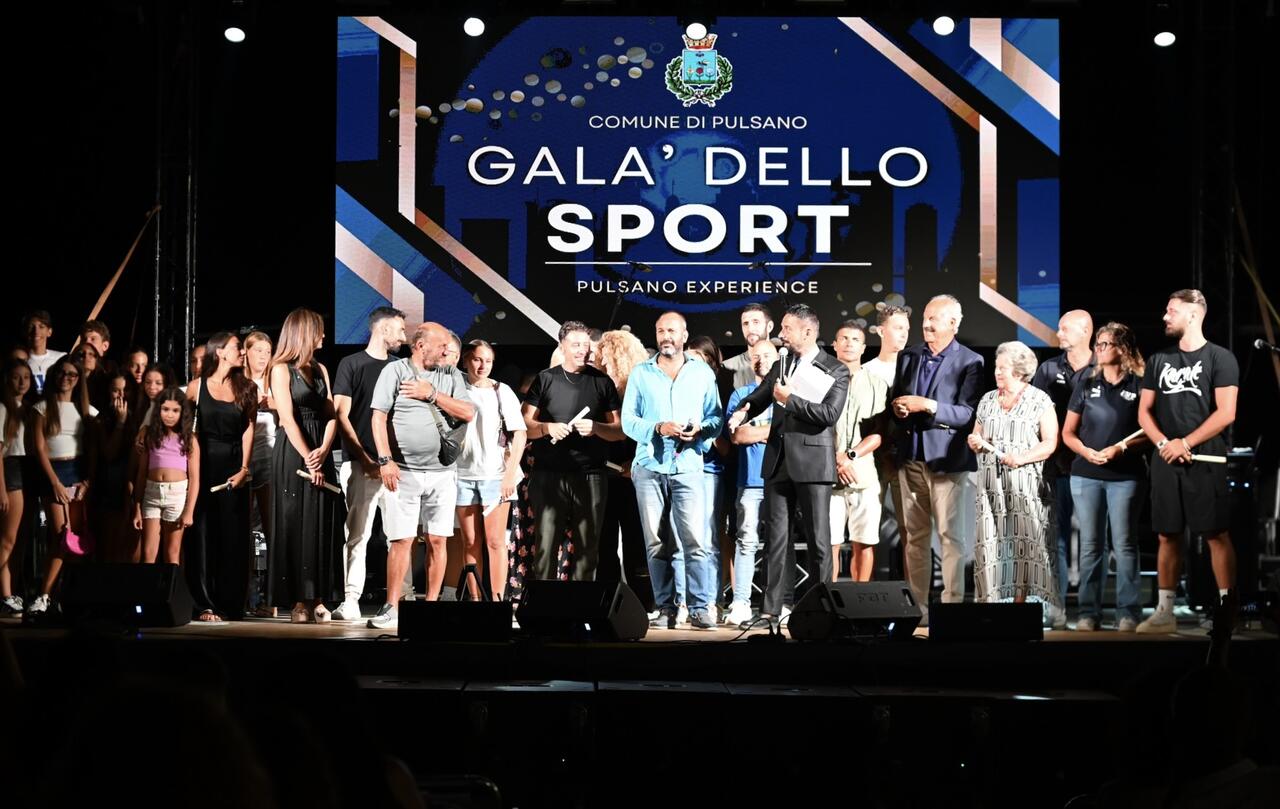 In Puglia 24 - Galà dello Sport Pulsano 2025: una notte di emozioni tra ...